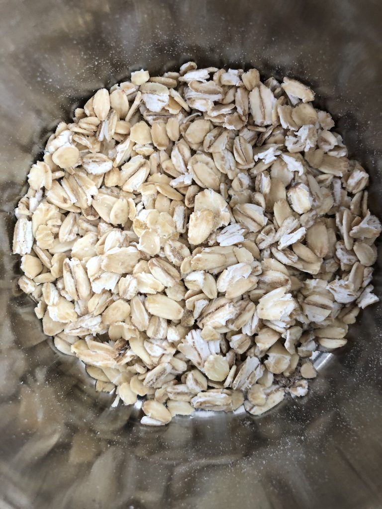 Jumbo Oatflakes - The Loose Larder. Refillable Shop Pangbourne Reading.